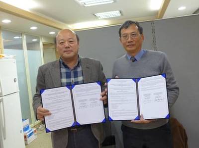 Signed the MOU with Professor Eun Ha Choi, Director of Plasma ...